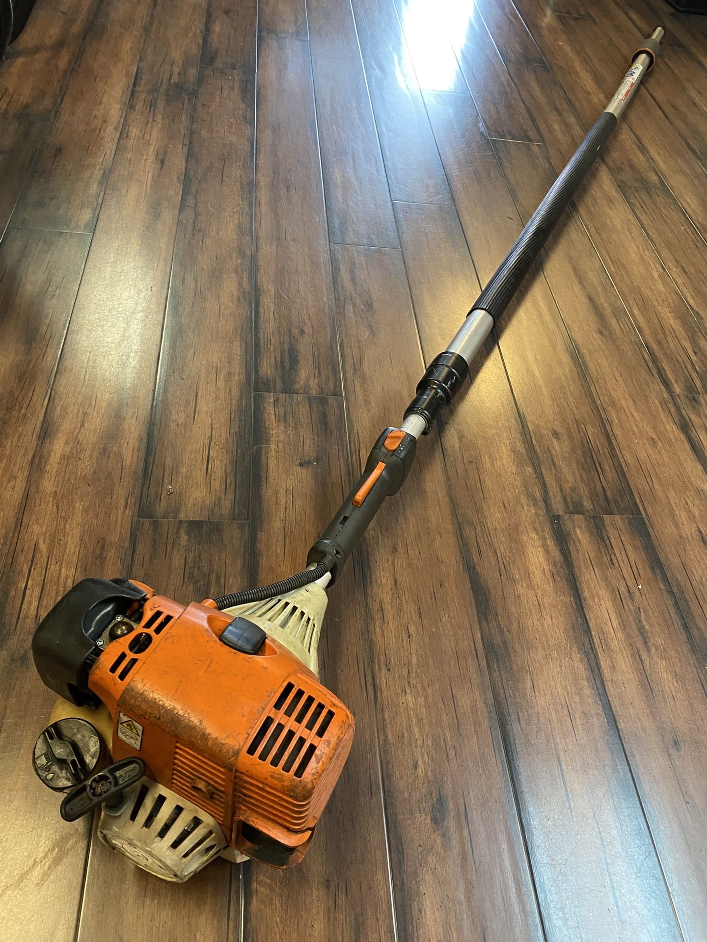 Stihl HT101 Telescopic Pole Saw for Sale in Miami, FL - OfferUp