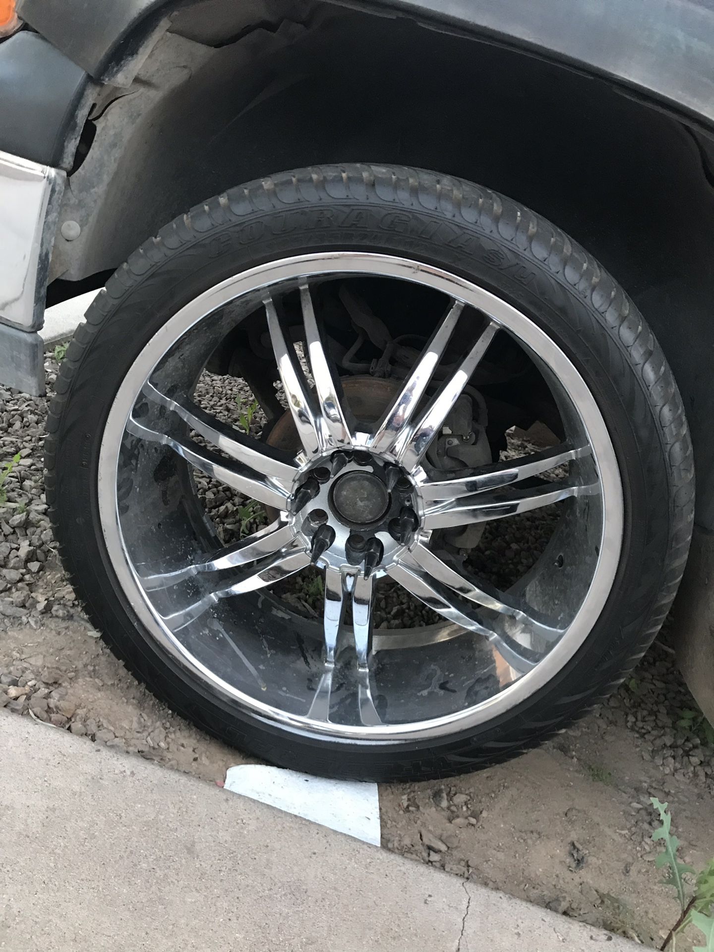 24 Inch universal 6 Lug Rims for Sale in Phoenix, AZ - OfferUp
