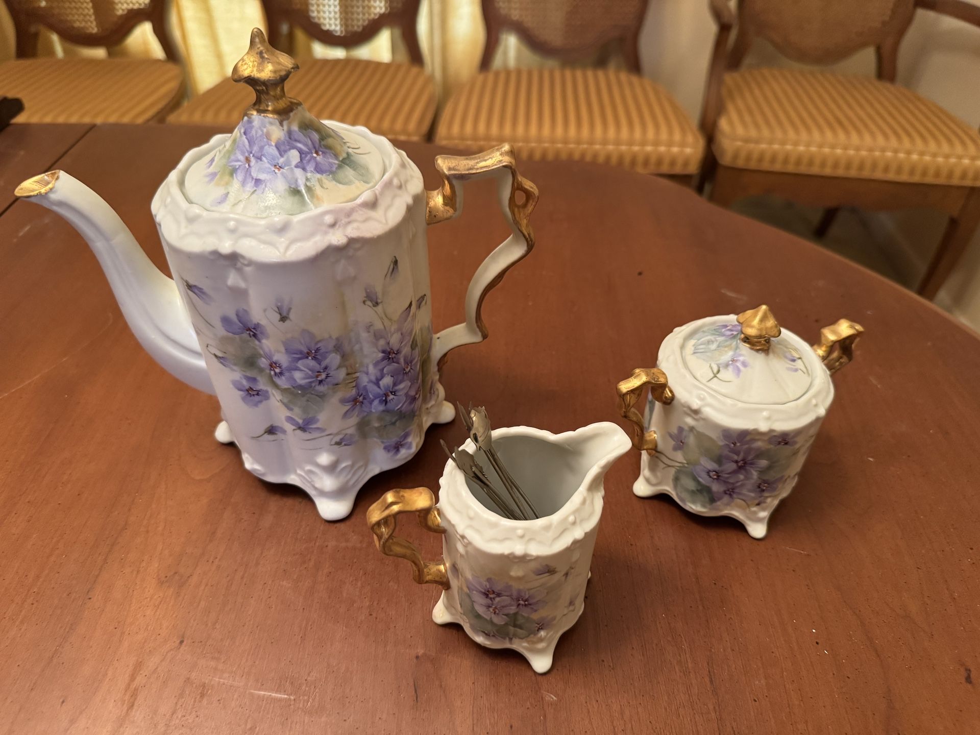 Ornate Tea Set for Sale in Houston, TX - OfferUp