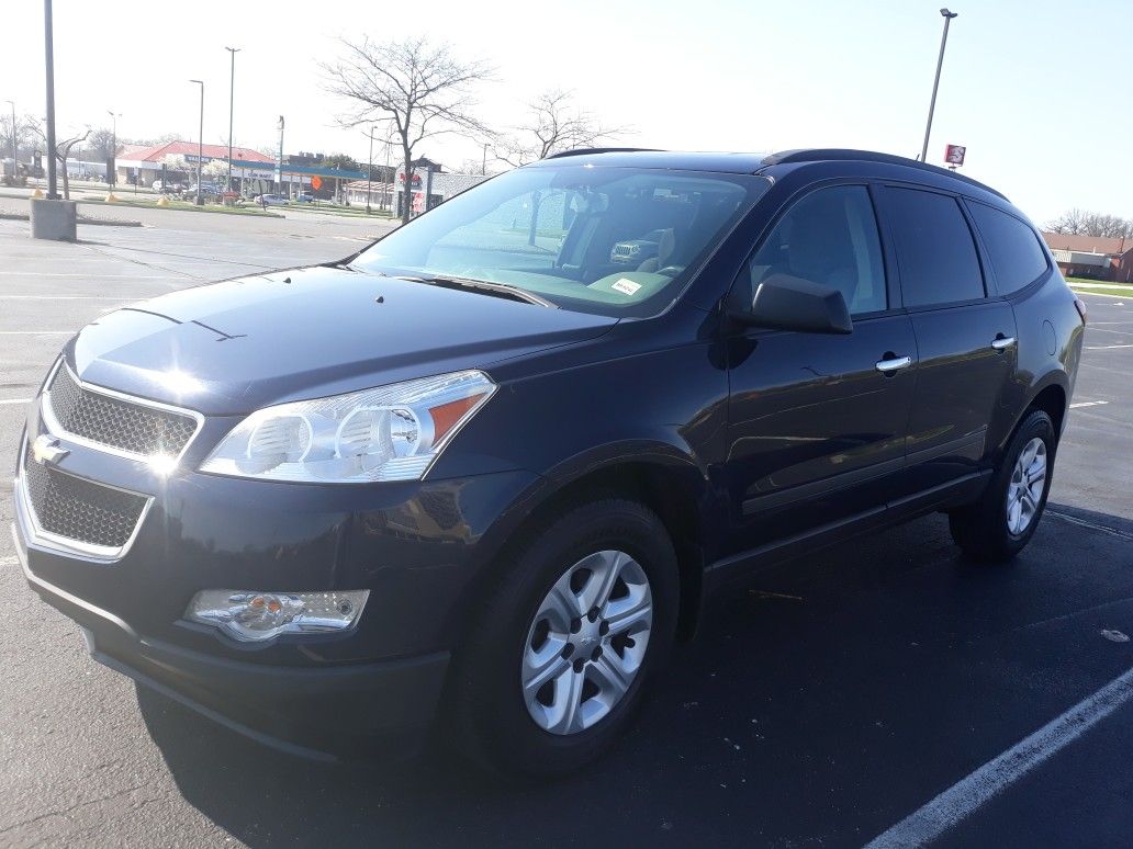 2011 Chevrolet Traverse for Sale in Indianapolis, IN - OfferUp