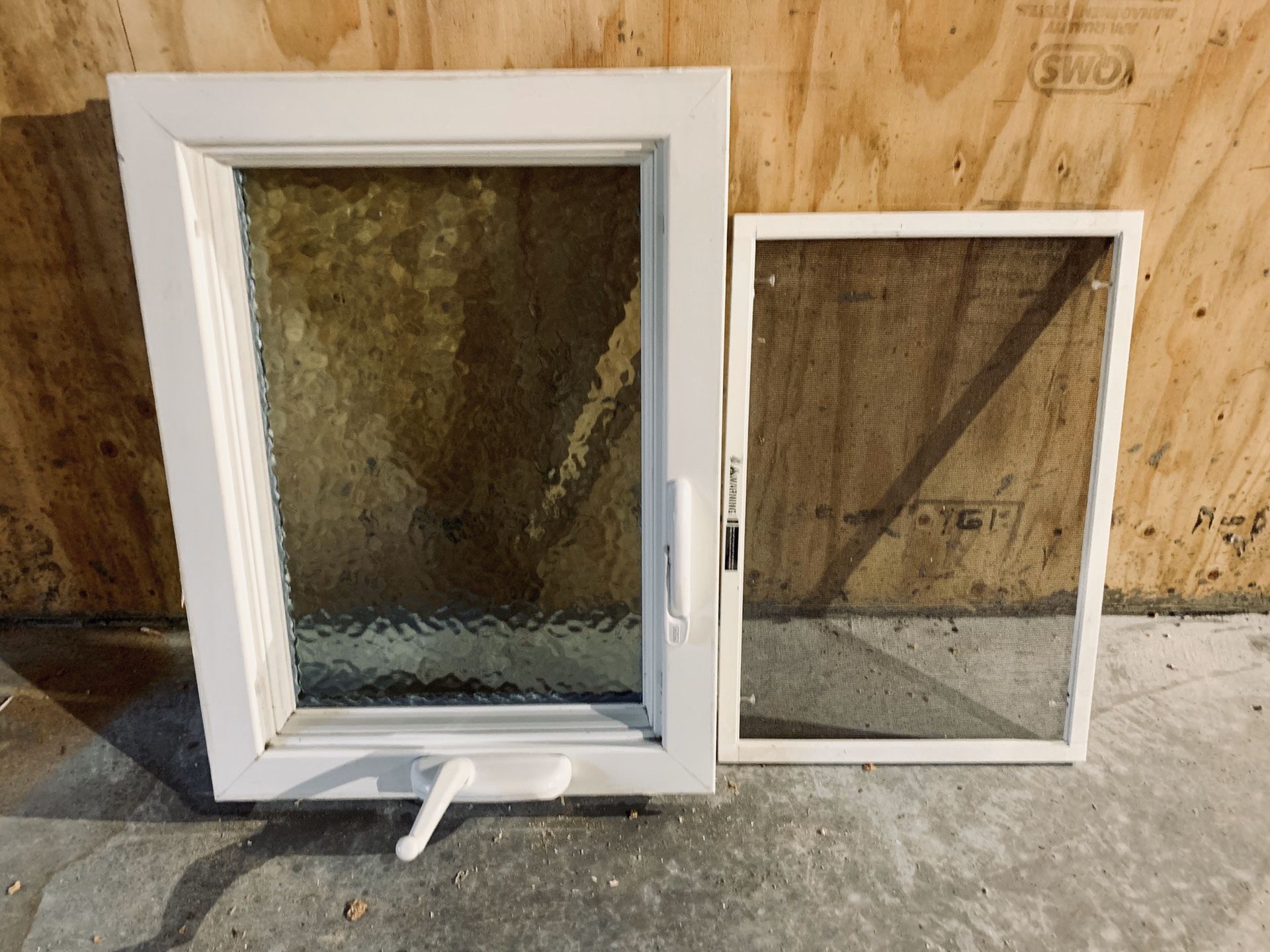 Milgard window casement bathroom window 17x23 for Sale in Seattle, WA ...