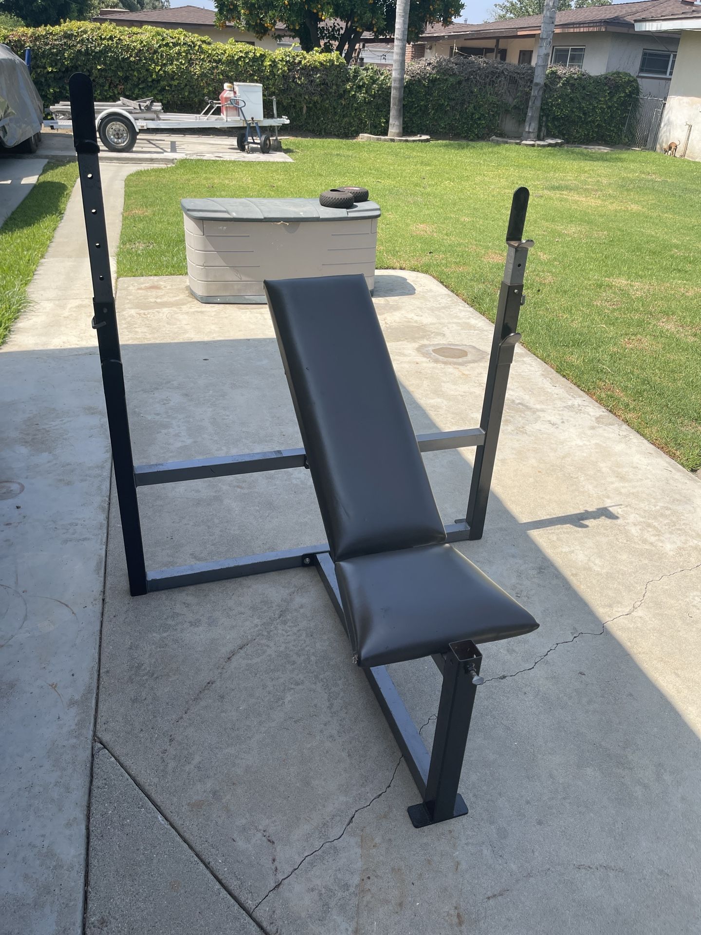 Work Out Bench for Sale in Pico Rivera, CA - OfferUp