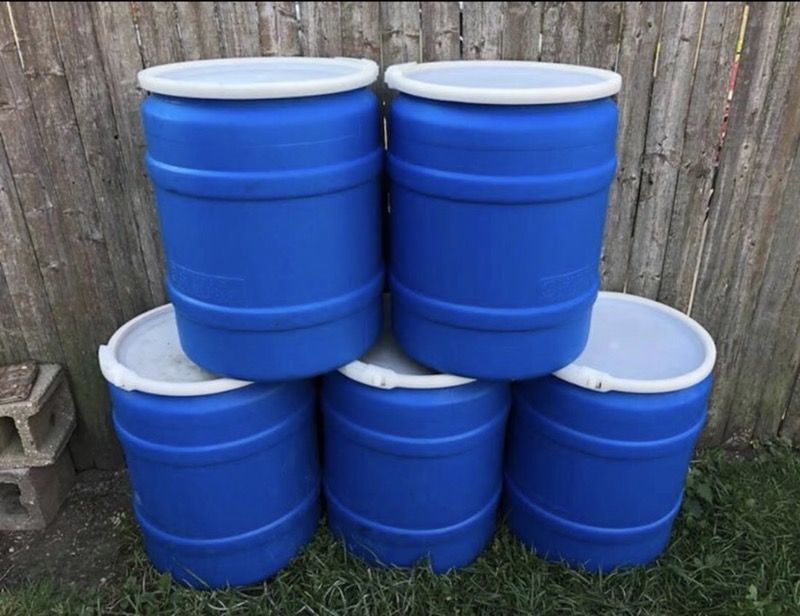 20 Gallon Polyethylene Barrels for Sale in Kenosha, WI - OfferUp