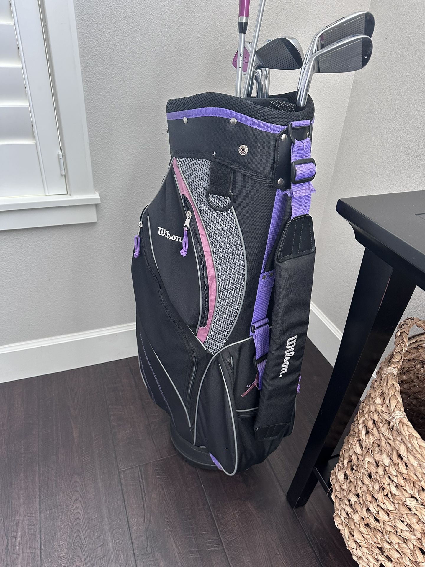 Women’s Wilson Hope Golf Set for Sale in Vancouver, WA - OfferUp