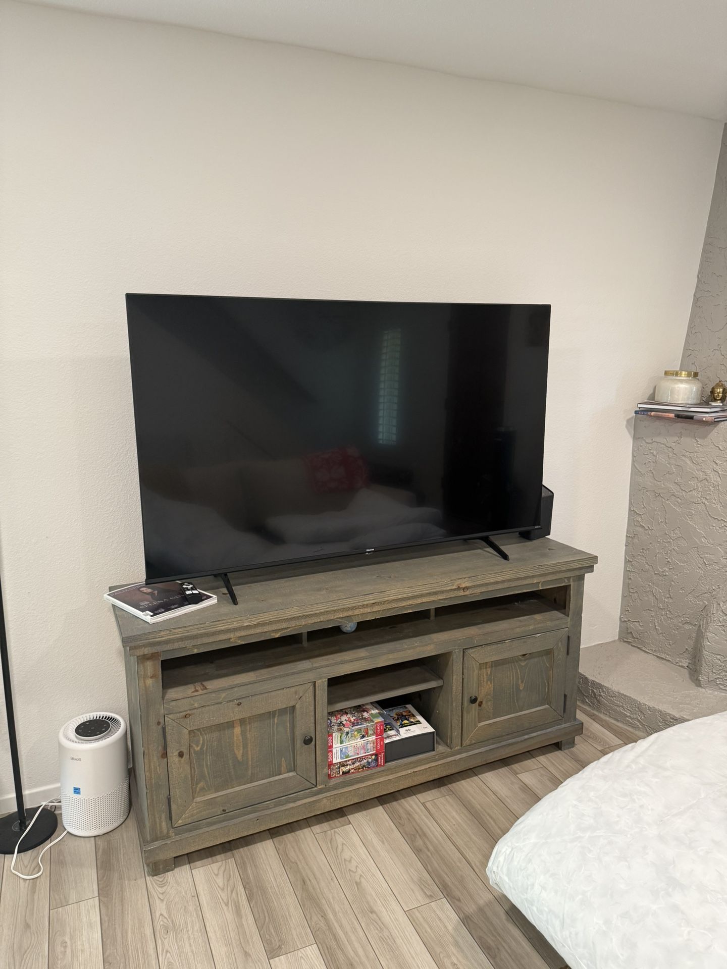 Tv Stand for Sale in Scottsdale, AZ - OfferUp