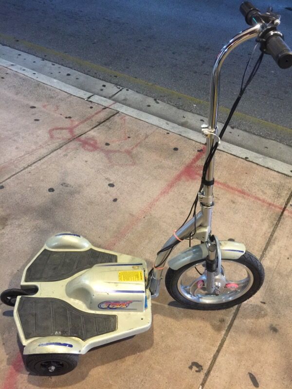 TRX 3 Wheels Electric Scooter for Sale in Miami, FL - OfferUp
