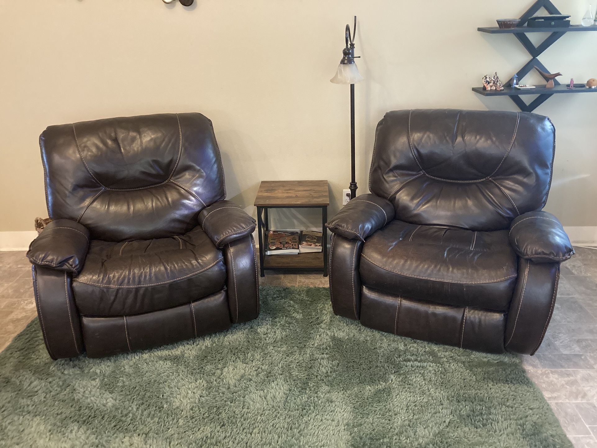 2 Leather Recliners for Sale in Lafayette, OR - OfferUp