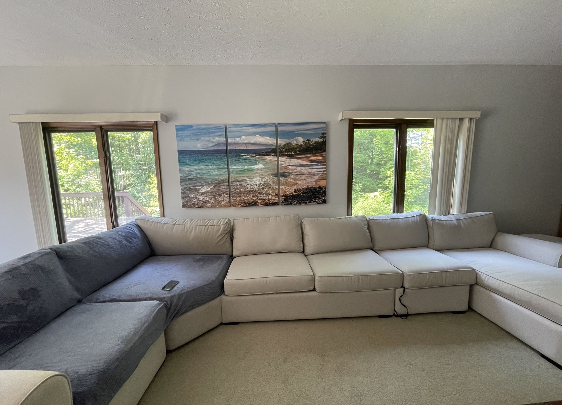 Rearrangeable Sectional Sofa In Oatmeal for Sale in Lyndhurst, OH - OfferUp