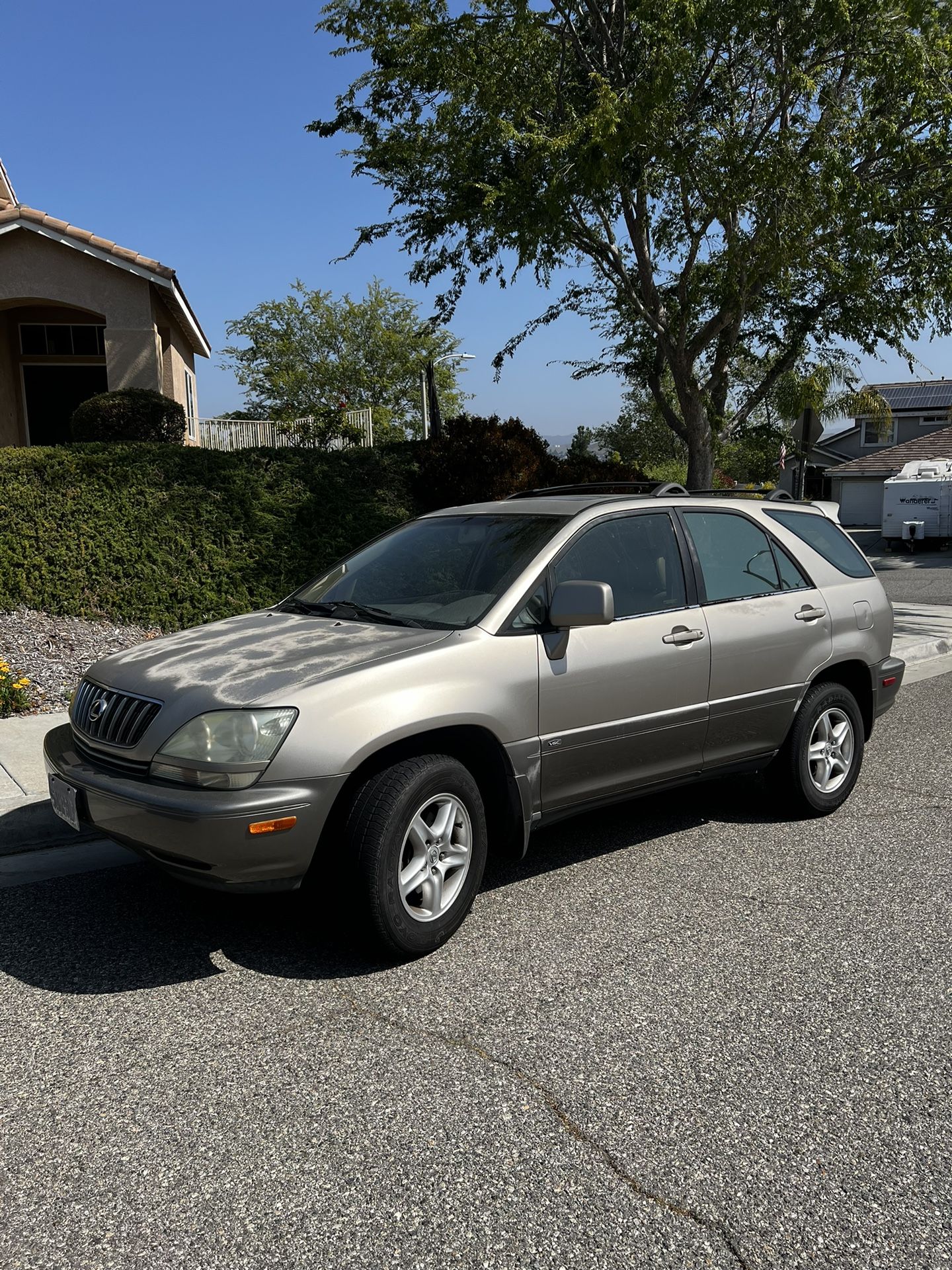2001 Lexus Rx 300 for Sale in Santa Clarita, CA - OfferUp
