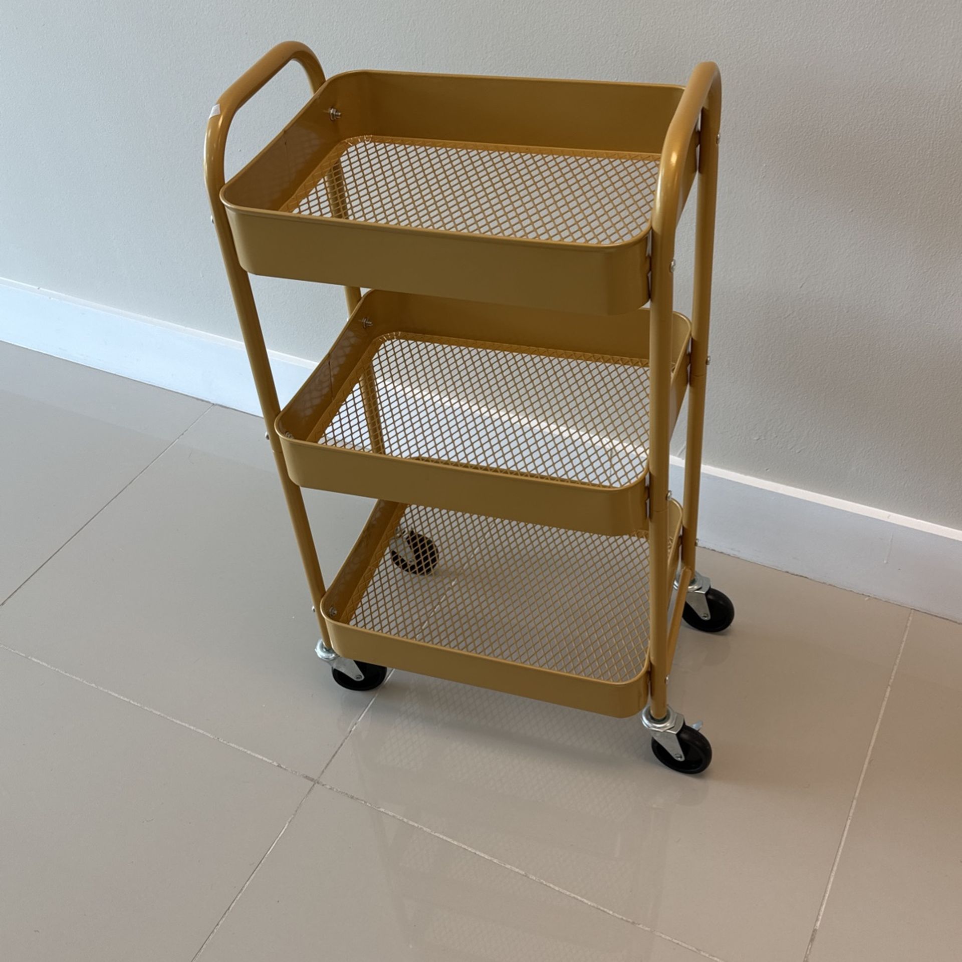 3-TIER ROLLING CART for Sale in Miami, FL - OfferUp