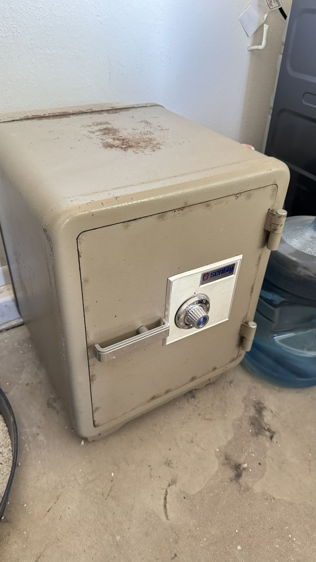 VINTAGE Sentry Fire Resistant Dial Safe On Casters for Sale in ...