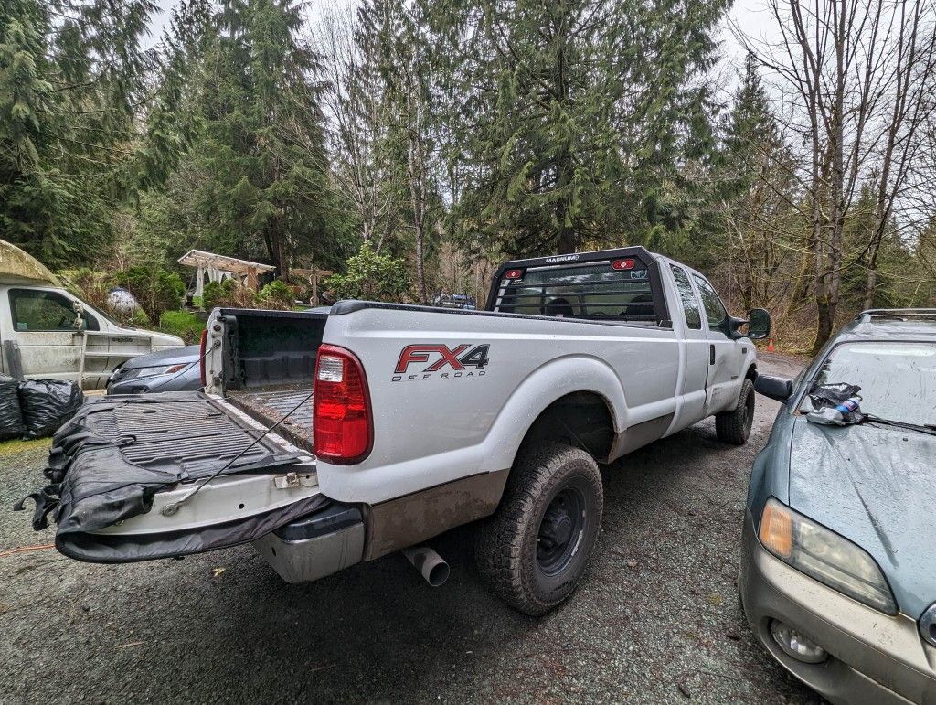 2004 Ford F-350 Powerstroke for Sale in Monroe, WA - OfferUp