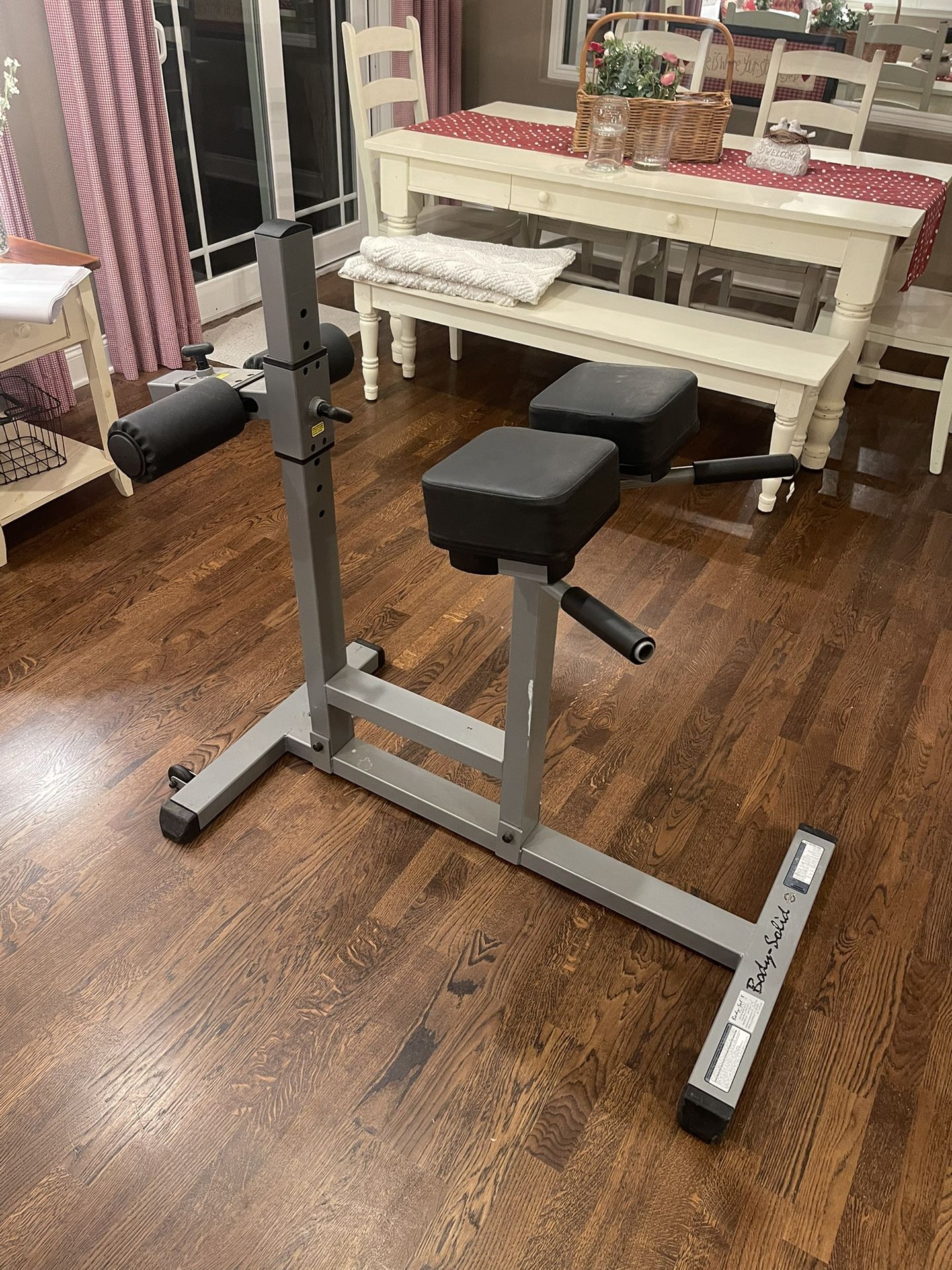 Gym Machine Back Extension for Sale in Santa Clarita, CA - OfferUp