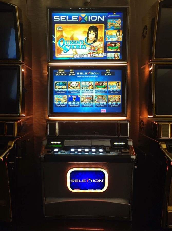 Vegas Slot Machine (Konami Selexion) for Sale in Fort Worth, TX - OfferUp
