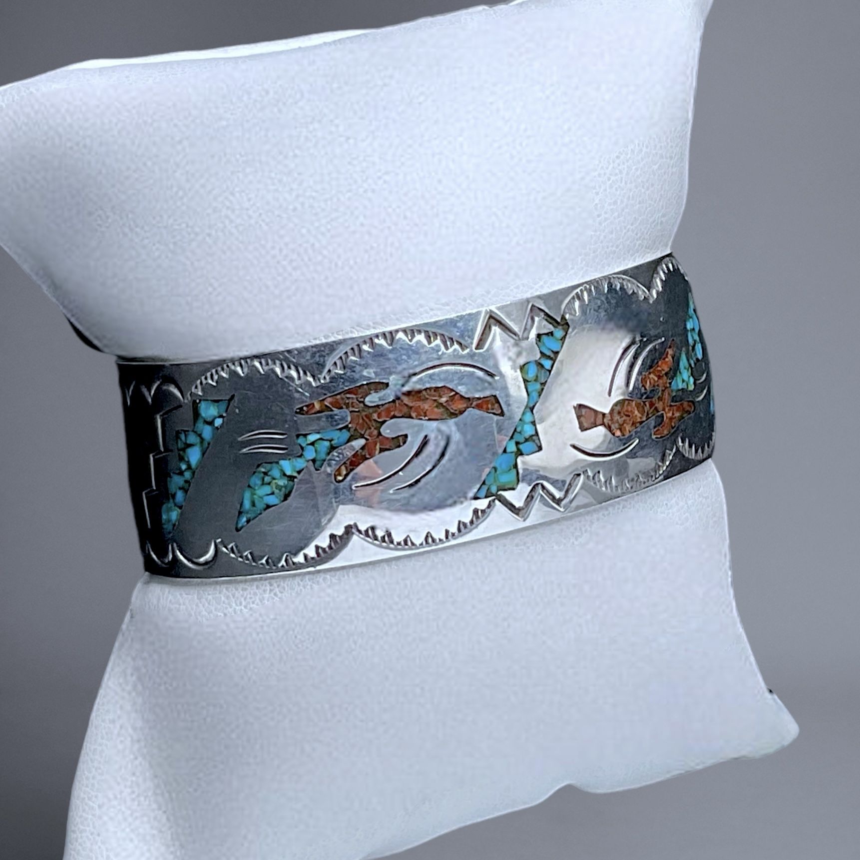 Vintage Henry Baca Navajo Bracelet for Sale in Cle Elum, WA - OfferUp