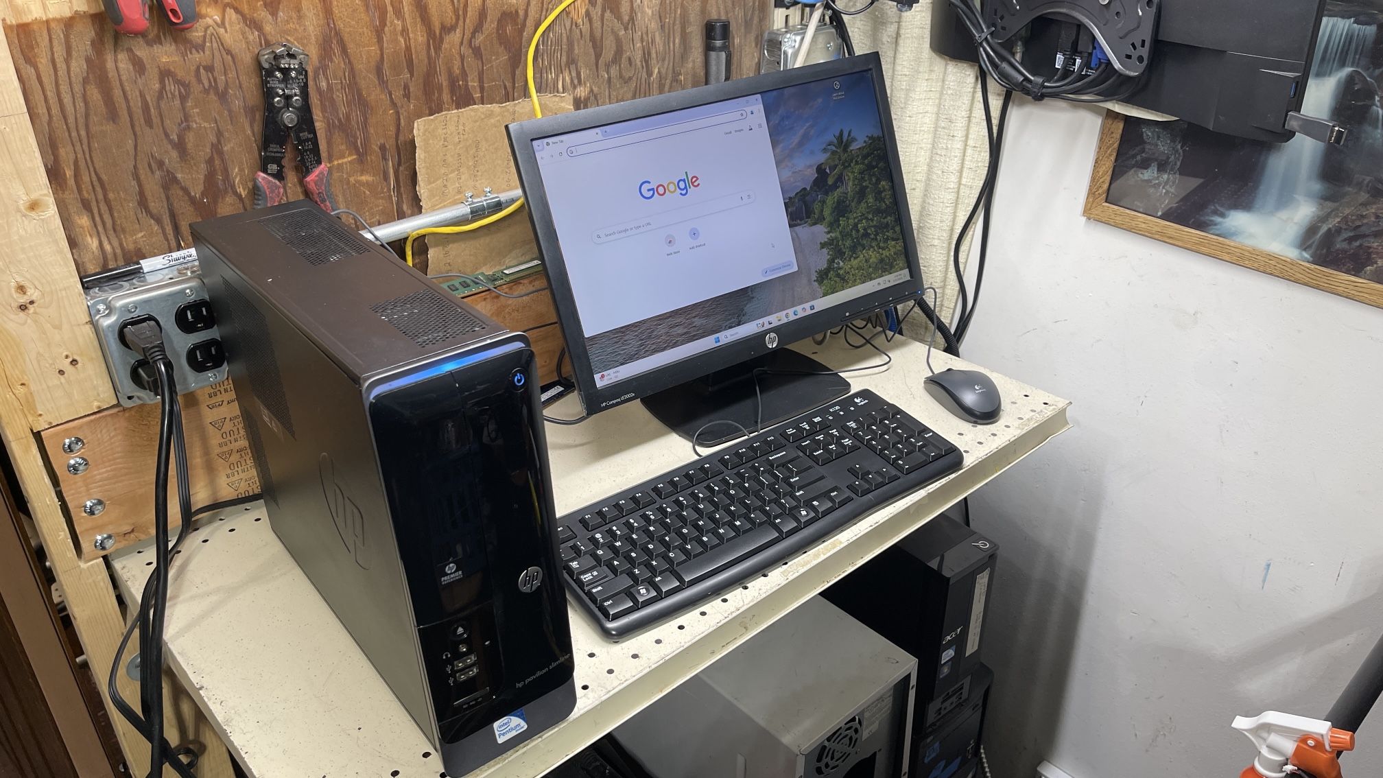 HP Quad Core Desktop with 20” Widescreen for Sale in Milwaukee, WI ...