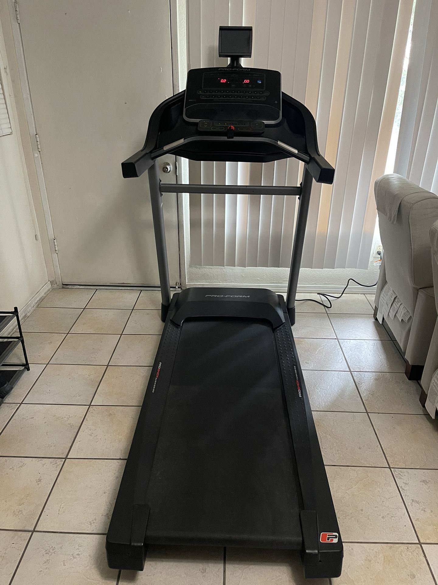 New Treadmill Proform for Sale in Bellflower, CA - OfferUp