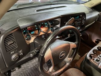 2008 Silverado Custom Interior