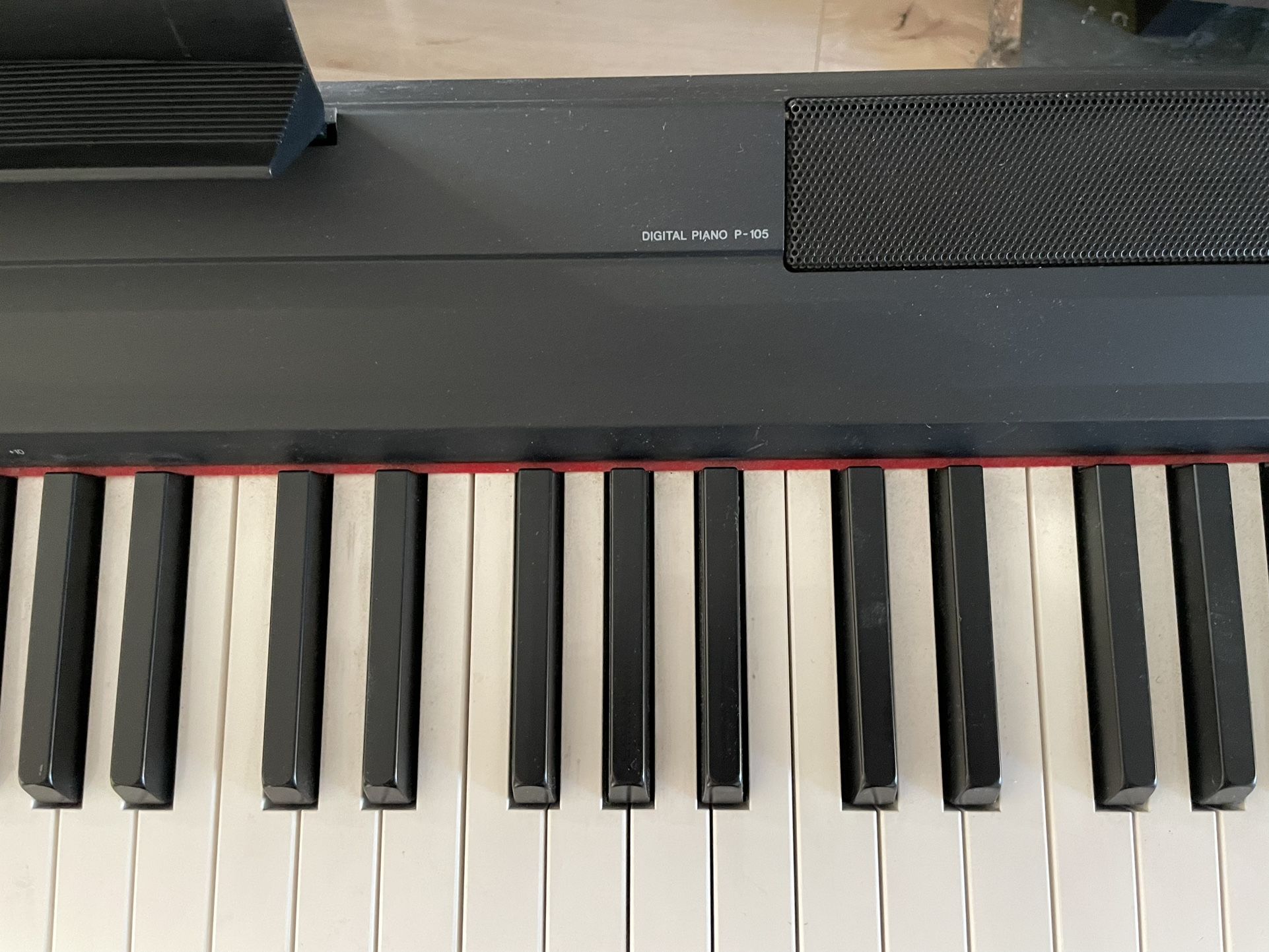 Yamaha P-105 Digital Piano Keyboard Weighted 88 Keys With Built In ...