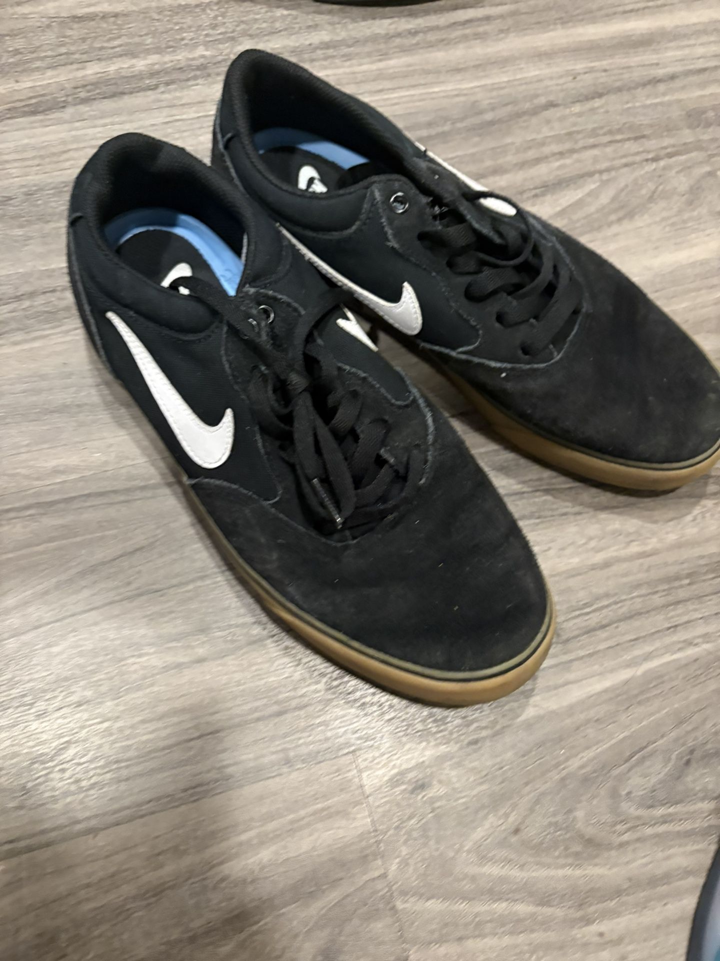 Nike Men 9.5 for Sale in San Antonio, TX - OfferUp