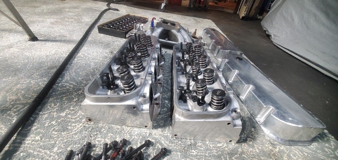 Bbc Big Block Chevy Afr Heads Top end Kit for Sale in Spring, TX - OfferUp