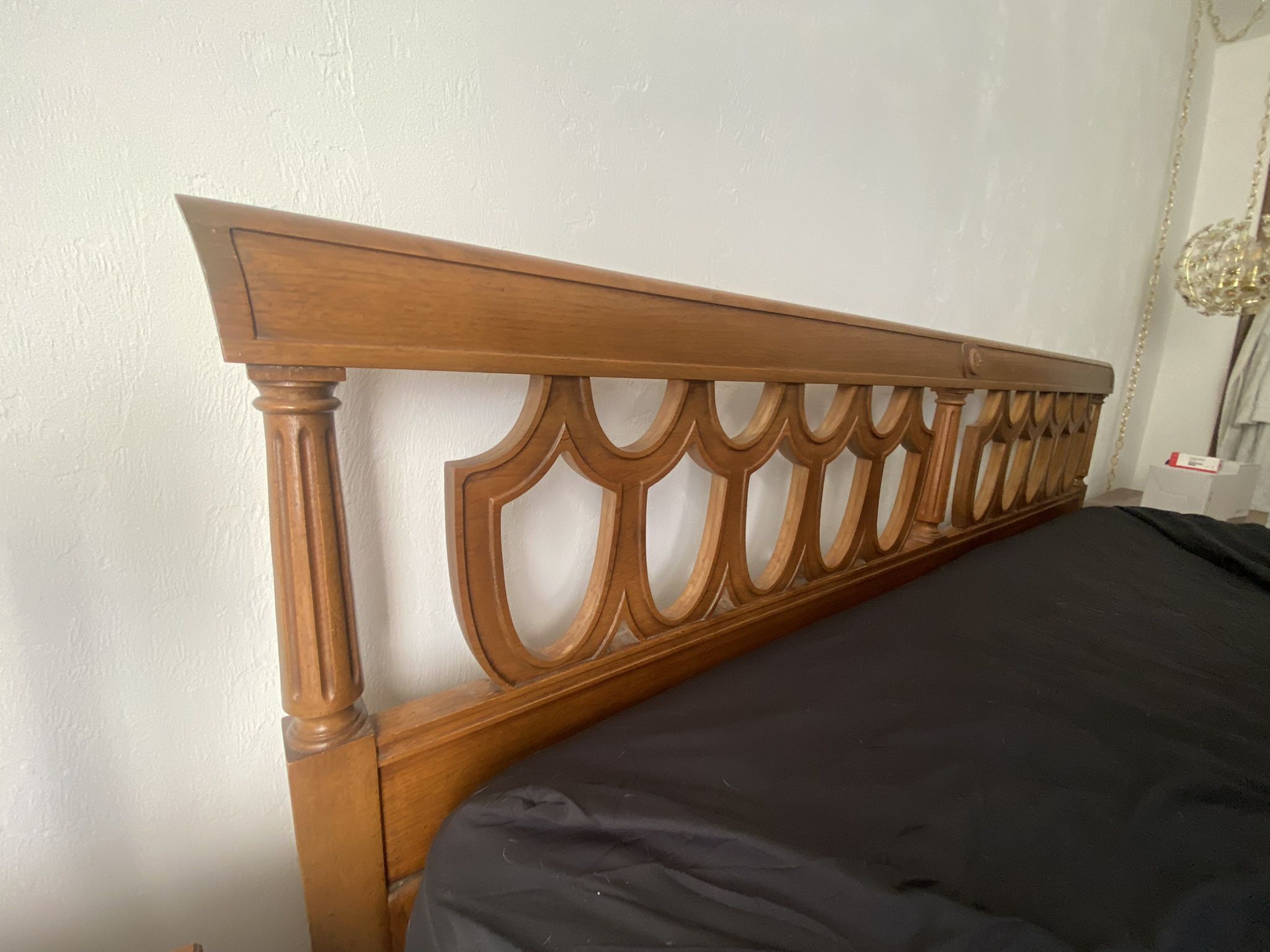Full SOLID WOOD 5-Piece Bedroom Set - GREAT condition for Sale in Palm ...