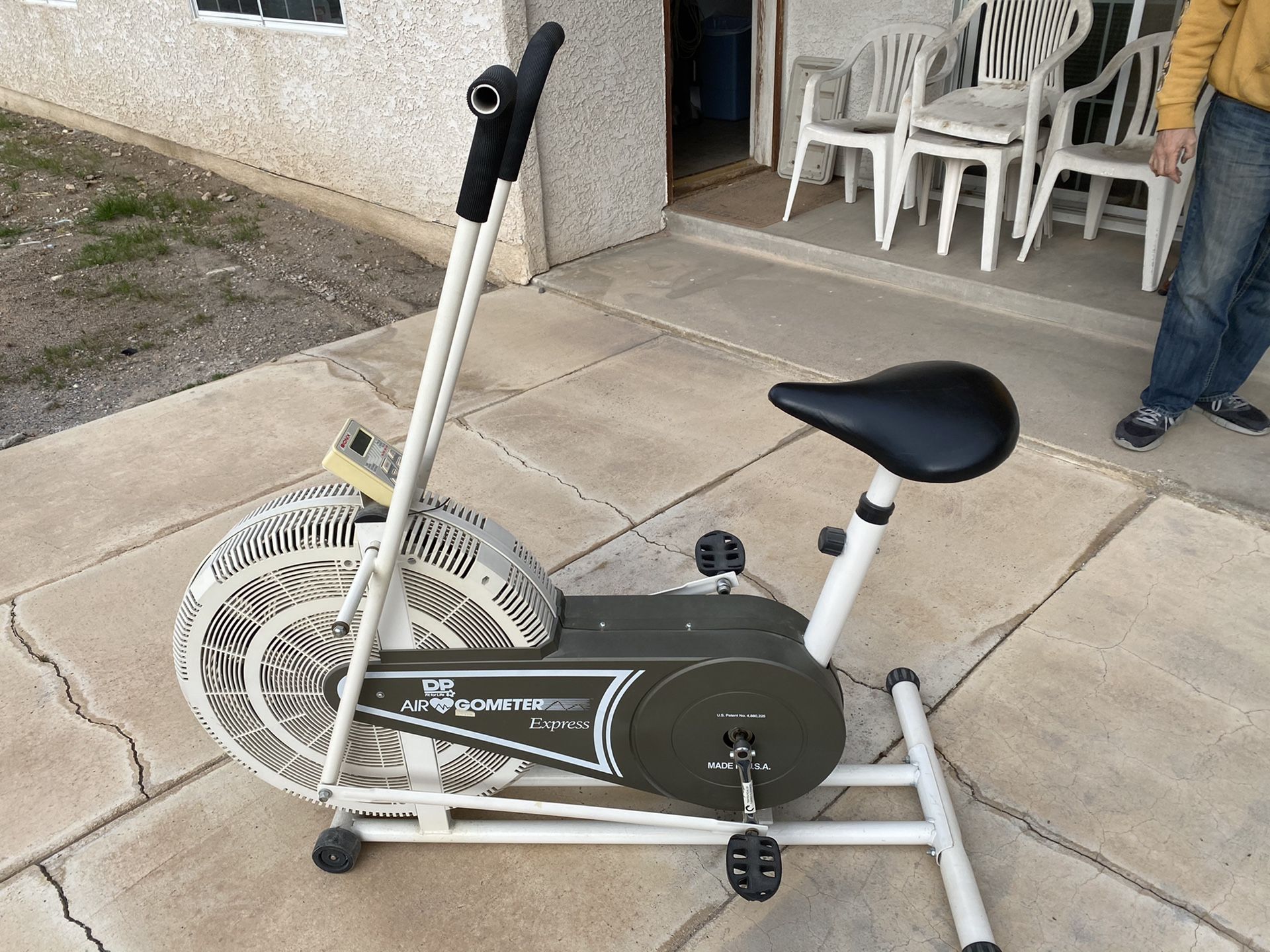 DP Exercise Bike for Sale in Las Vegas, NV - OfferUp