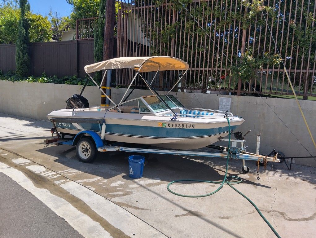 Larson 15ft 50 HP Mercury for Sale in Torrance, CA - OfferUp