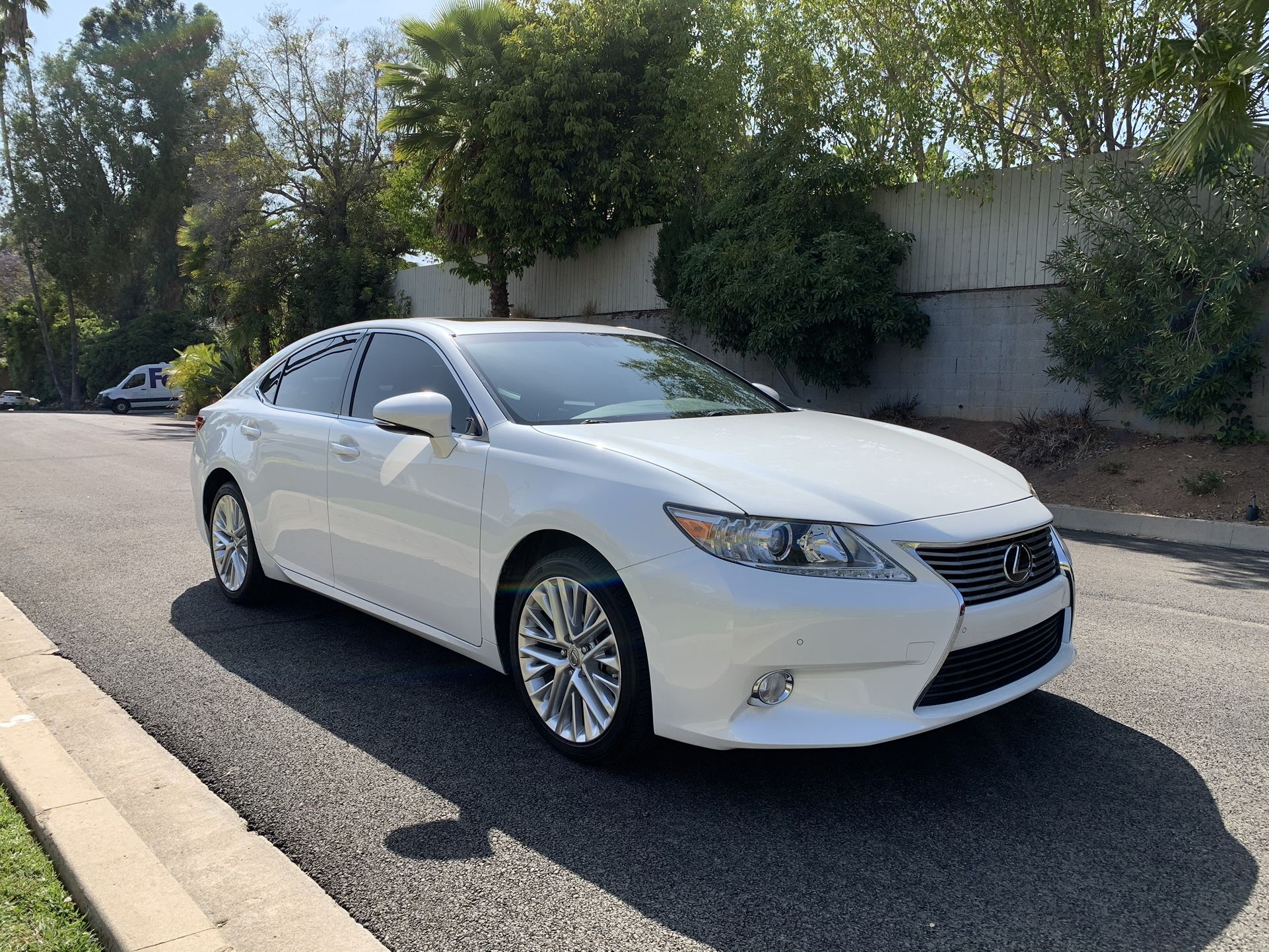 2015 Lexus ES 350 for Sale in West Hollywood, CA - OfferUp