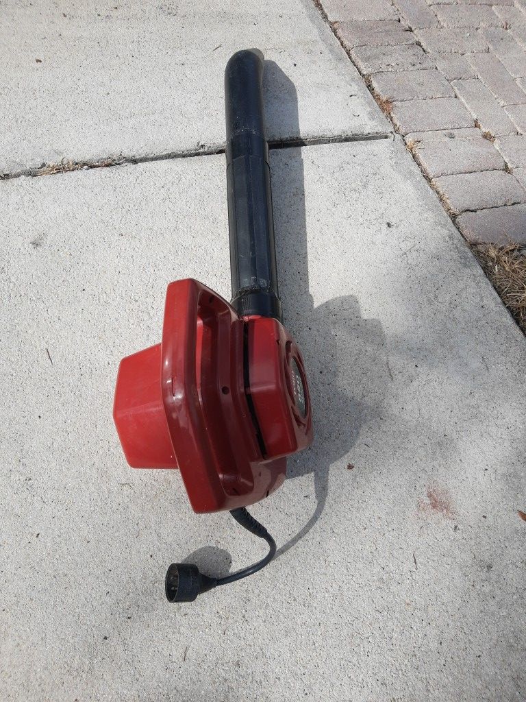 Toro 850 super blower/vac uses electric cord for Sale in Miramar, FL ...