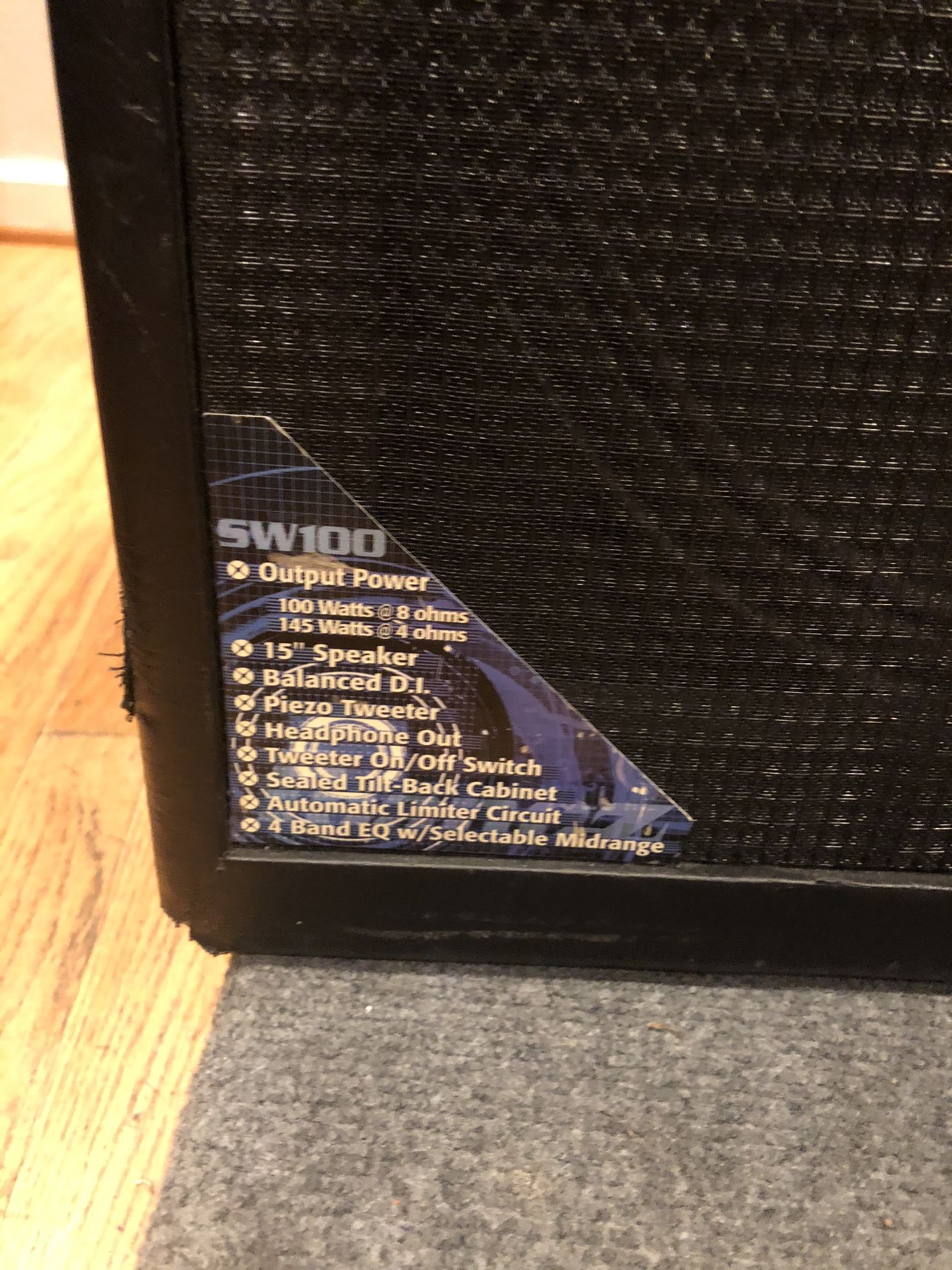 Ibanez Soundwave 100 bass amp for Sale in Everett, WA - OfferUp