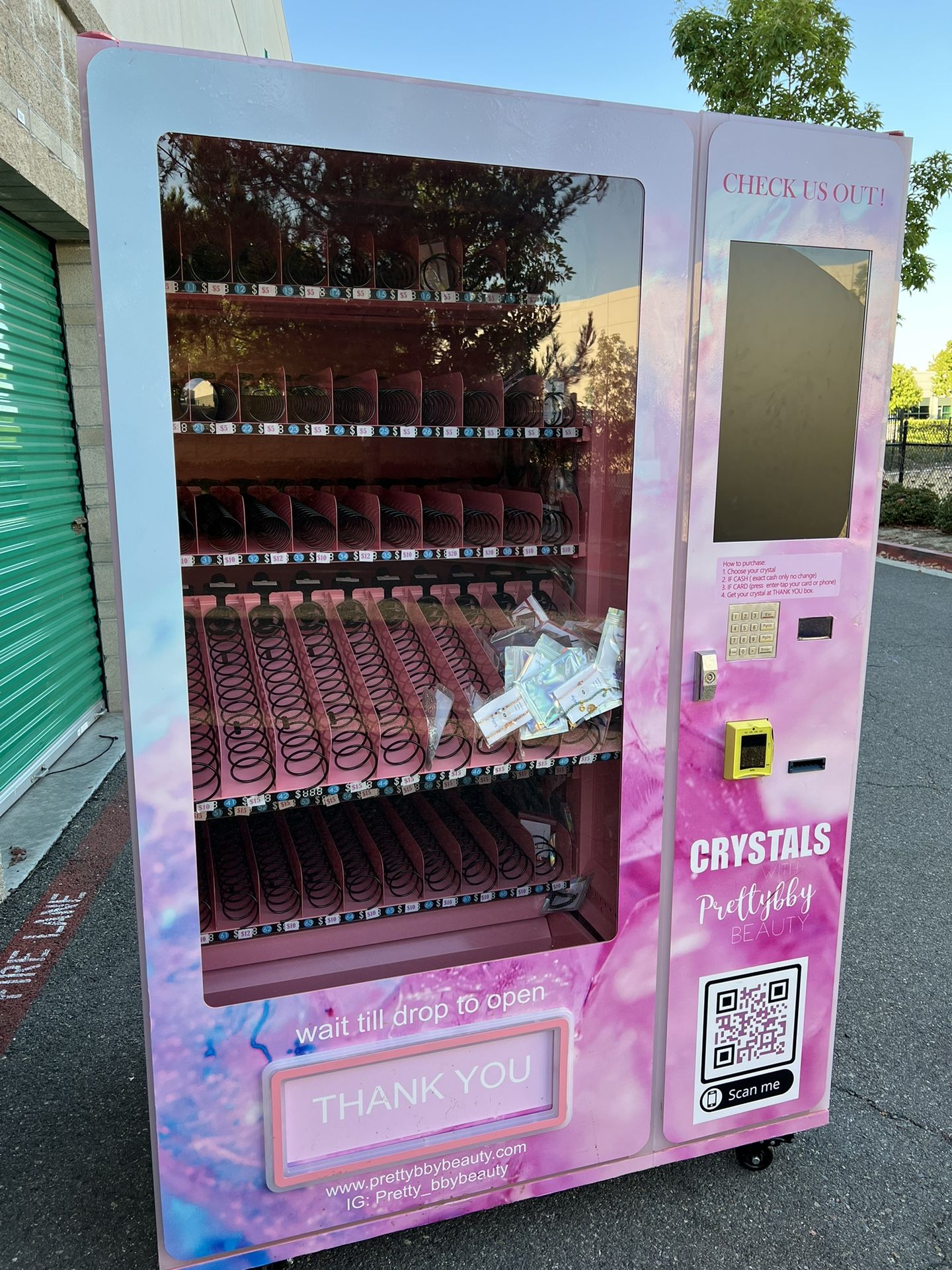 Vending Machine - BEST OFFER for Sale in Irvine, CA - OfferUp