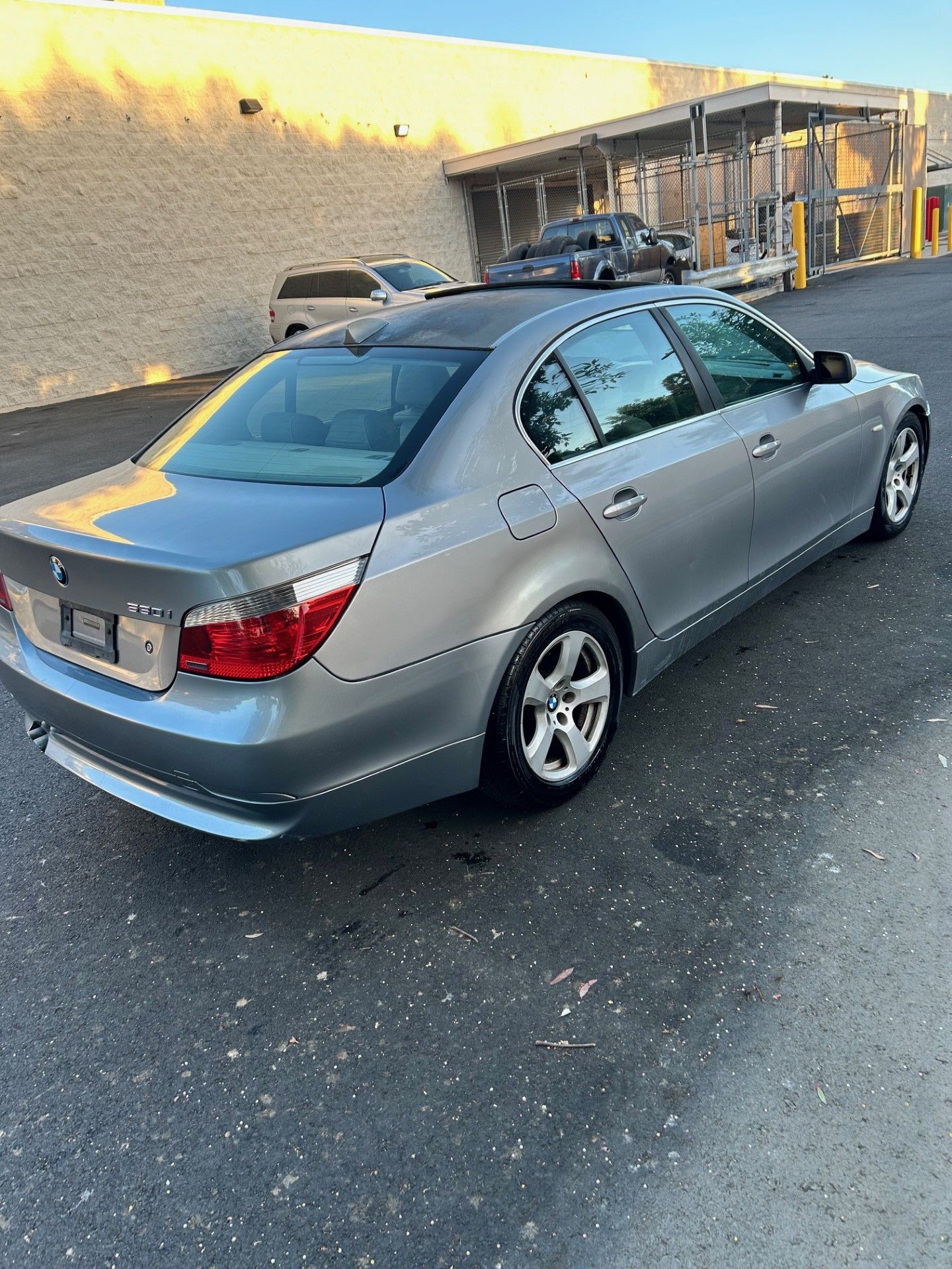 06 Bmw 530i Specs