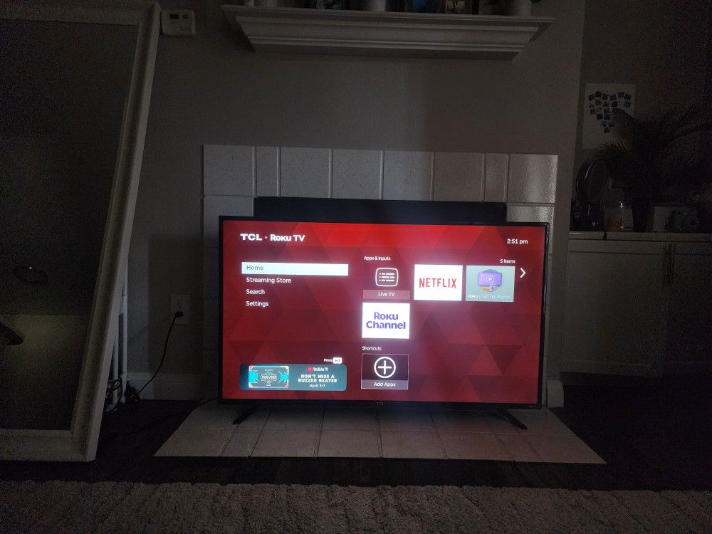 55 inch TCL ROKU Smart tv Great Condition for Sale in North Las Vegas ...