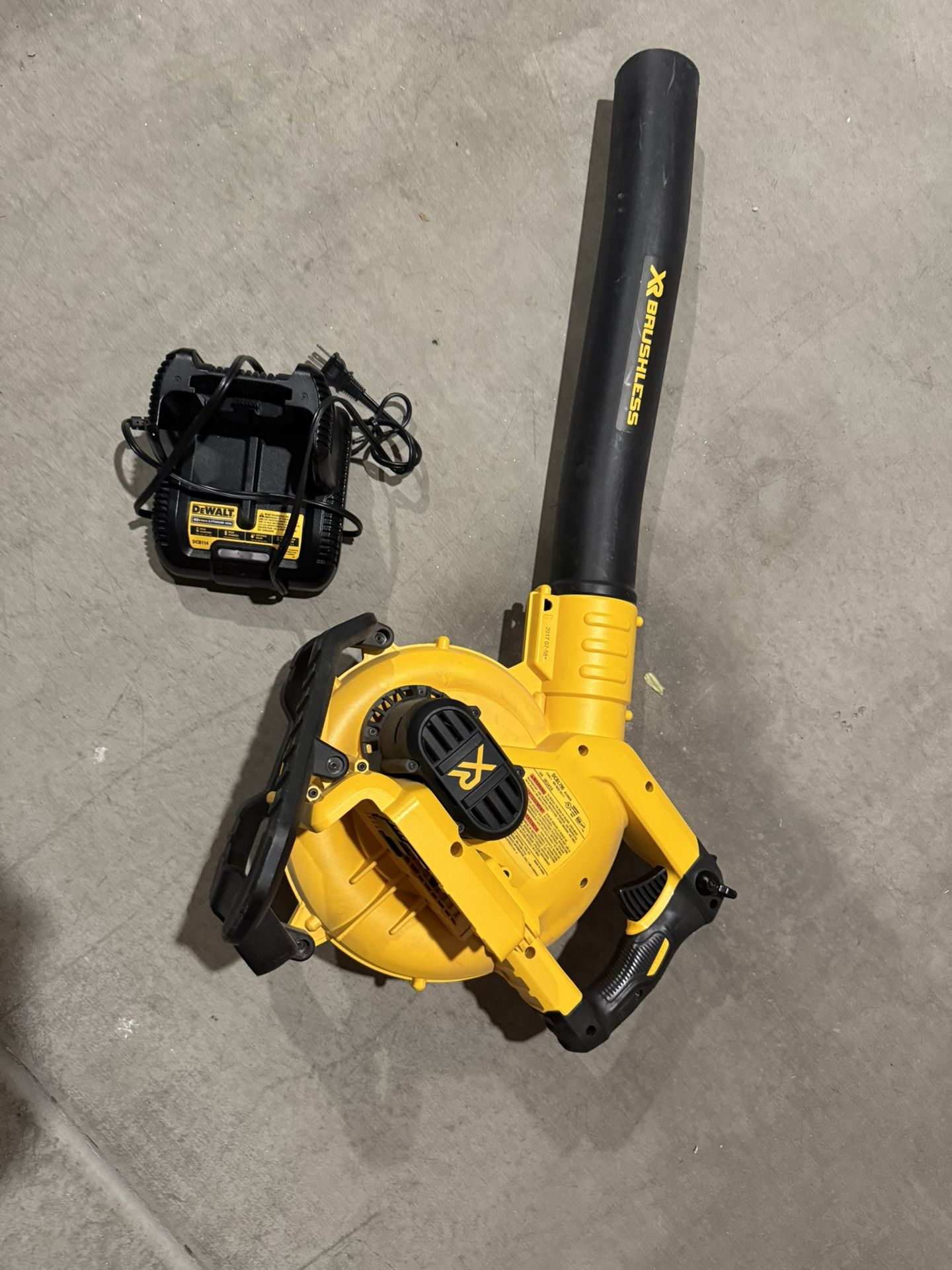 Dewalt Blower DCBL790 (No Battery) for Sale in Phoenix, AZ - OfferUp