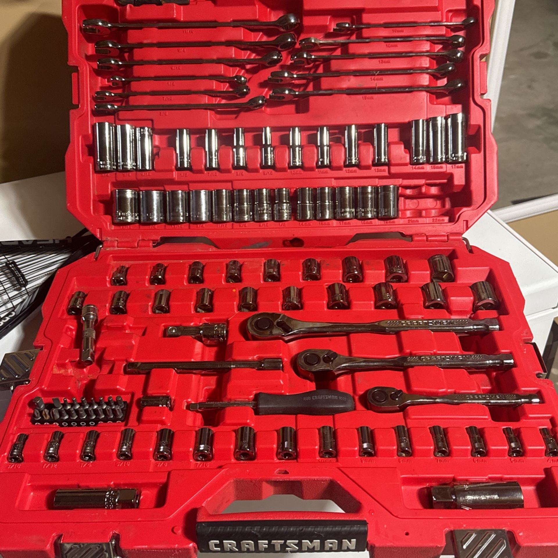 Craftsmen Tool Set for Sale in Bakersfield, CA - OfferUp