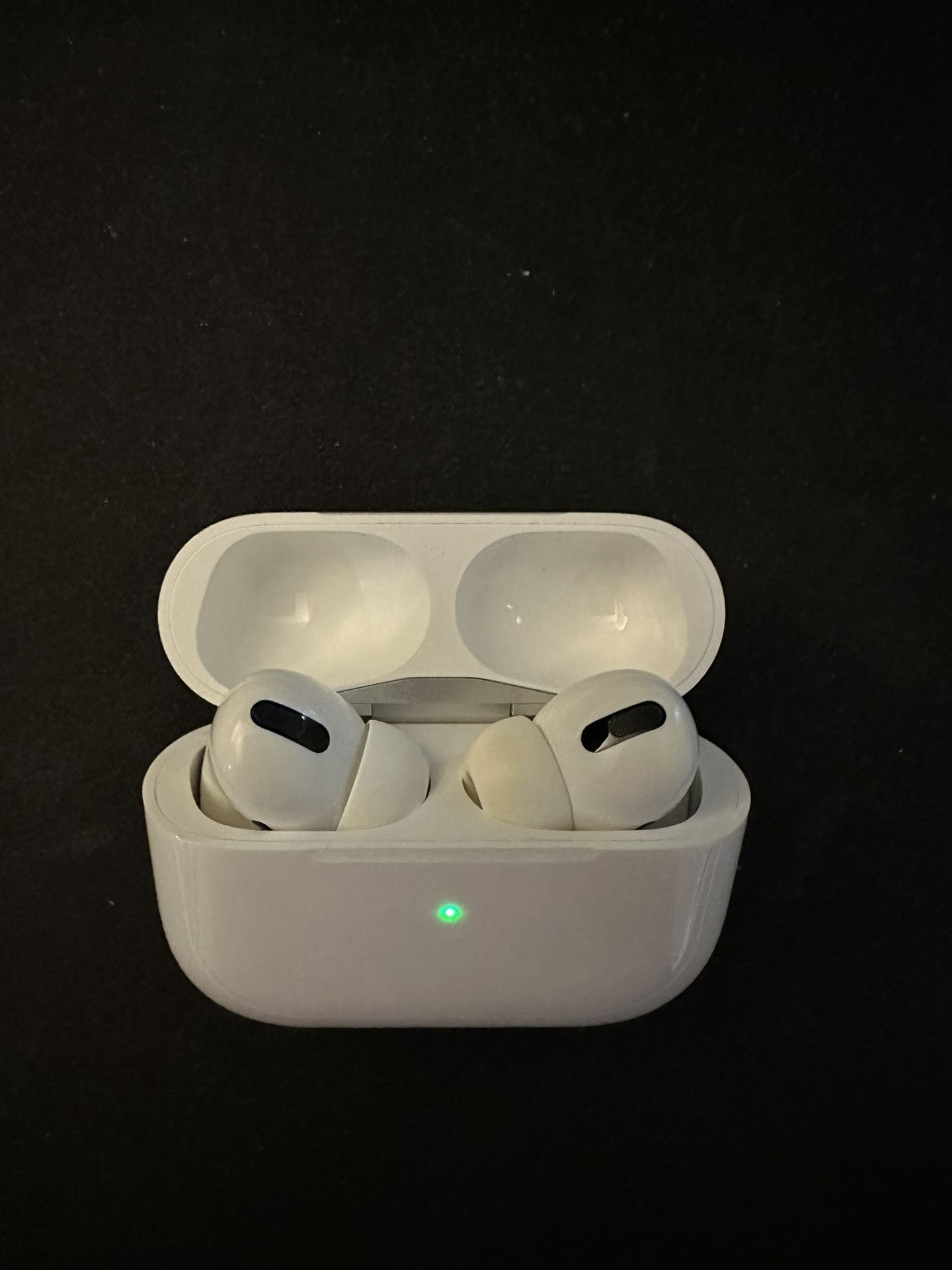 AirPod Pros 1st Gen for Sale in Los Angeles, CA - OfferUp