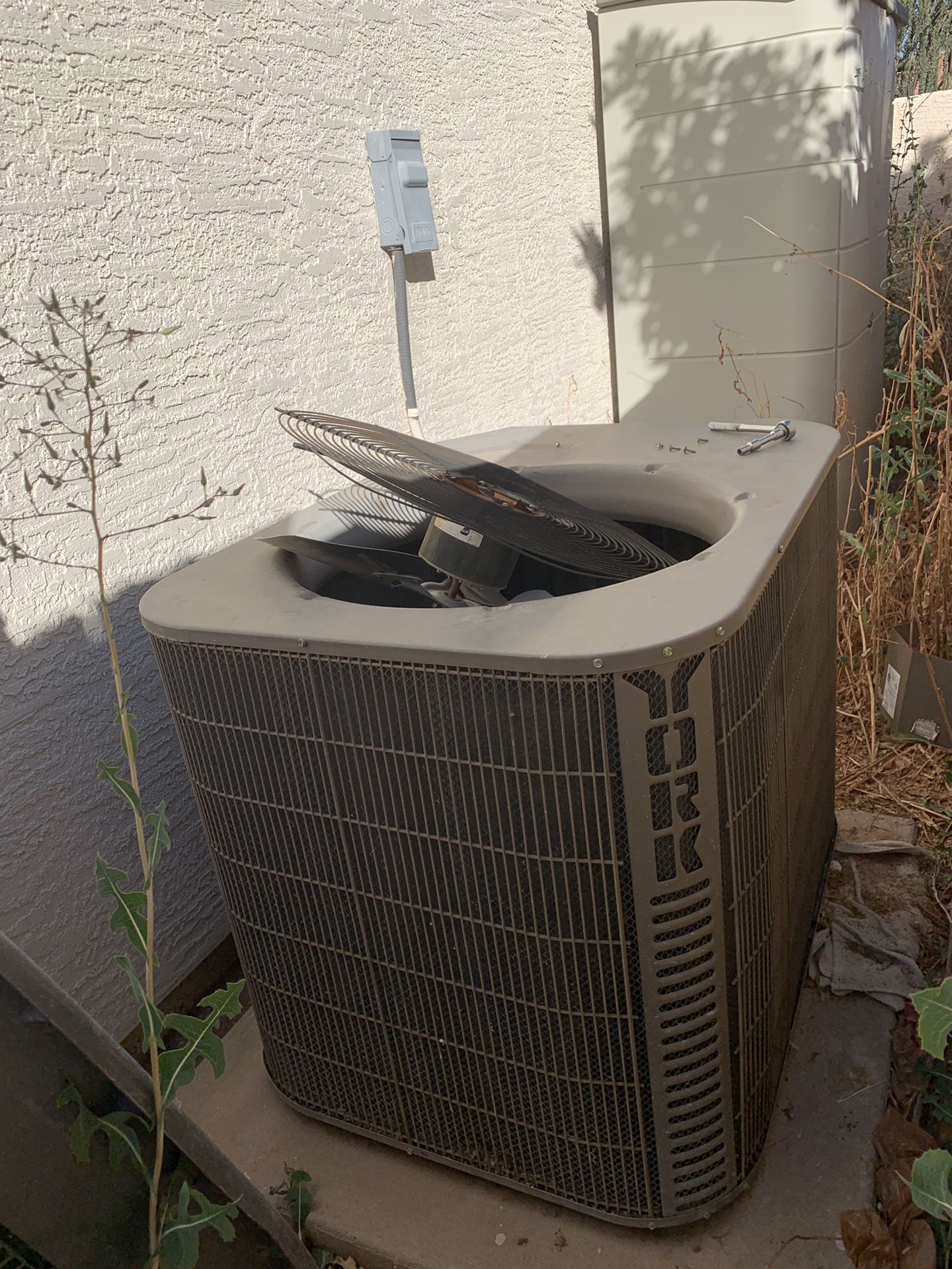 York. 4 ton split system. Ac. An natural gas furnace. Works great. for ...