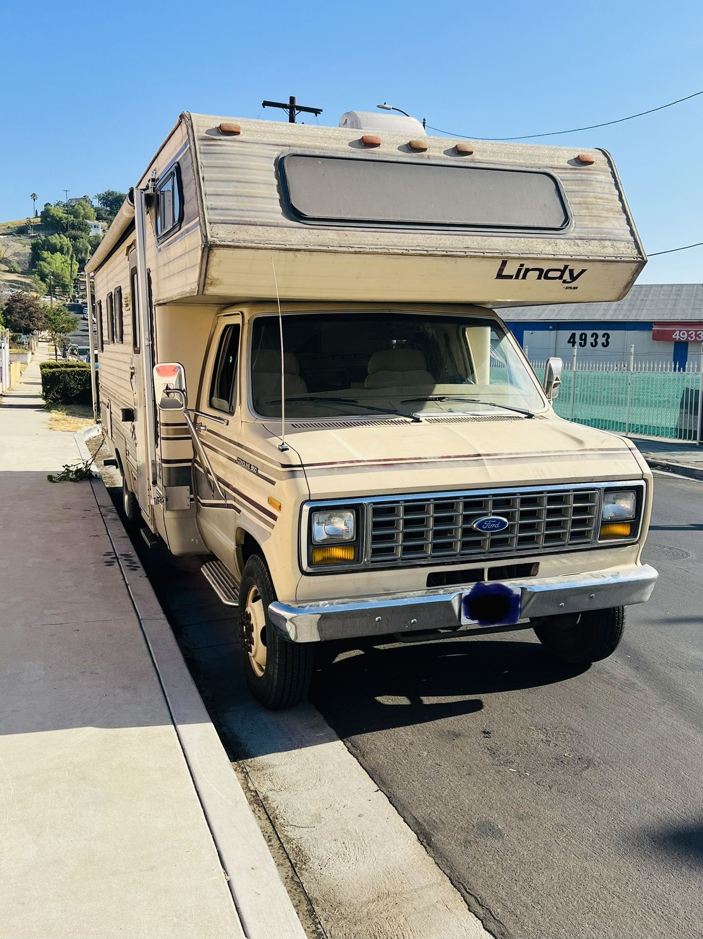 1989 Ford E350 Lindy for Sale in Lynwood, CA - OfferUp