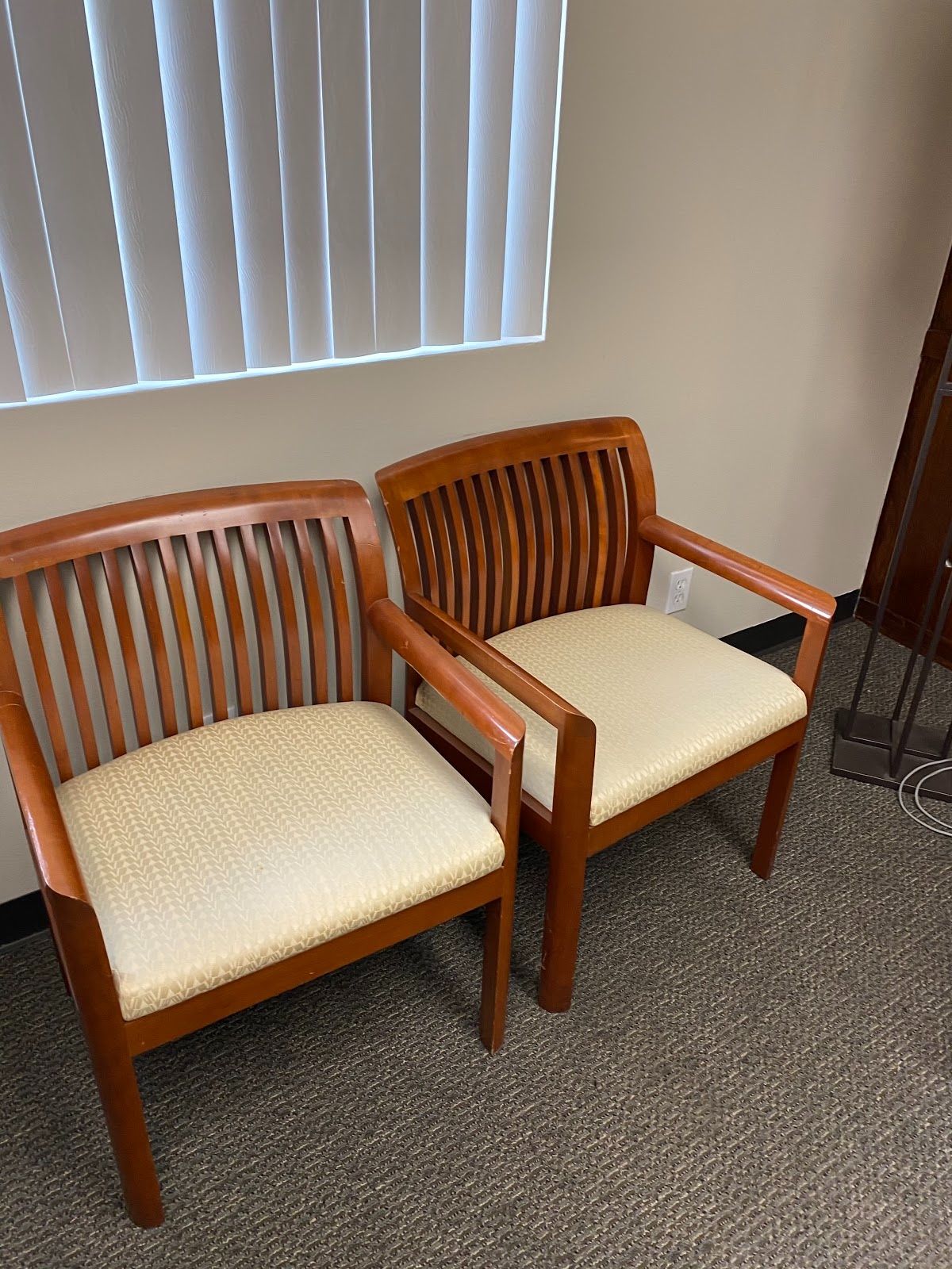 Kimball International Vintage Chair for Sale in Los Angeles, CA - OfferUp