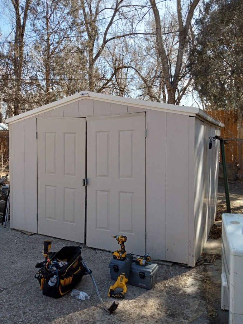 10x10 Royal Outdoor Shed Vinal for Sale in Colorado Springs, CO - OfferUp