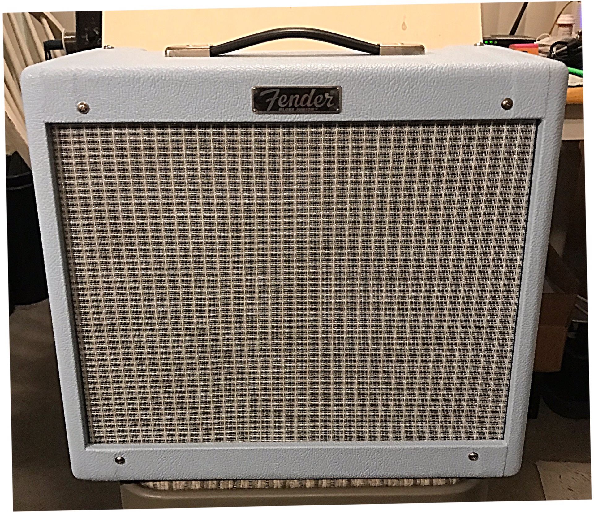 FENDER BLUES JR. IV/ Sonic Blue (SE). for Sale in Puyallup, WA - OfferUp