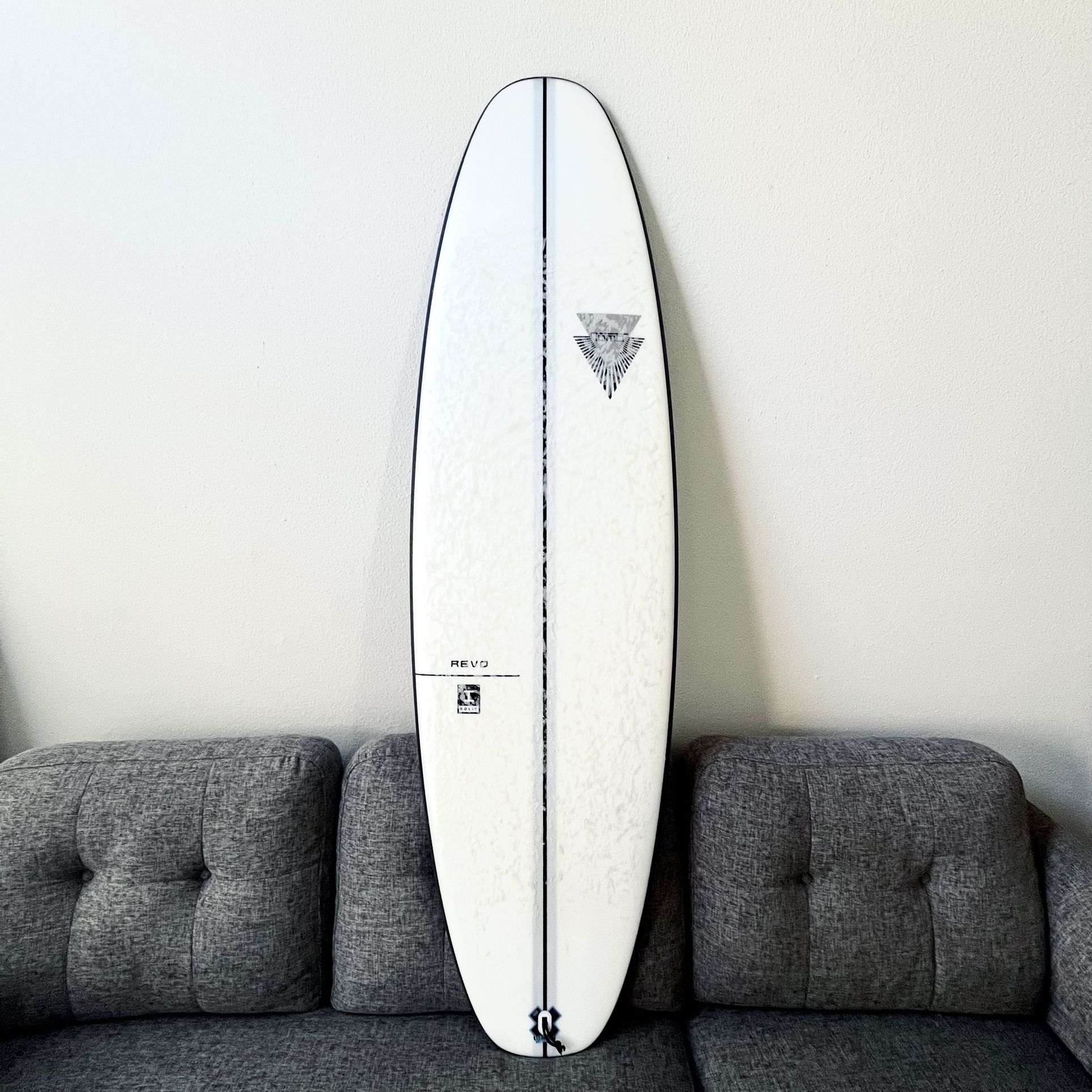Surfboard Shortboard 5’ 8” - 33 Liters Firewire TOMO REVO W/ I-Bolic ...