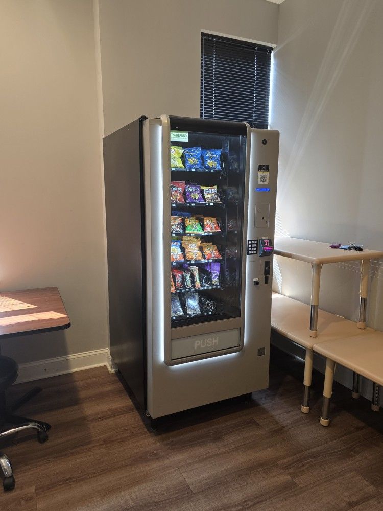 Excellent Vending Machine Ready To Make You Money!!! for Sale in ...