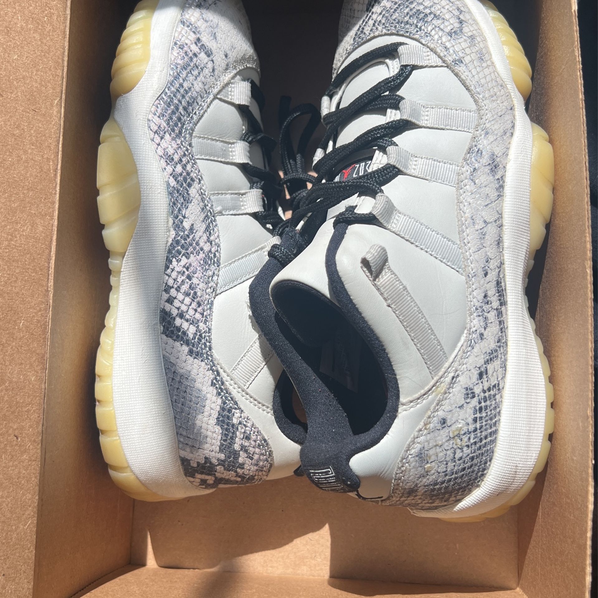 Jordan 11 Retro Low Snakeskin for Sale in Bloomington, CA - OfferUp
