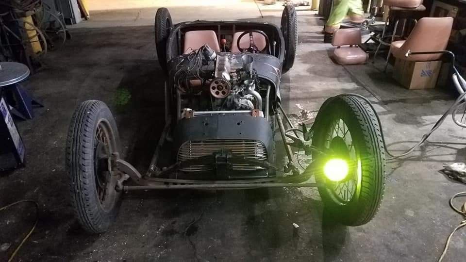 Roadster 32 / 27 Ford ( Duece ) Rails T Roadster Hot rod Rat Rod for ...