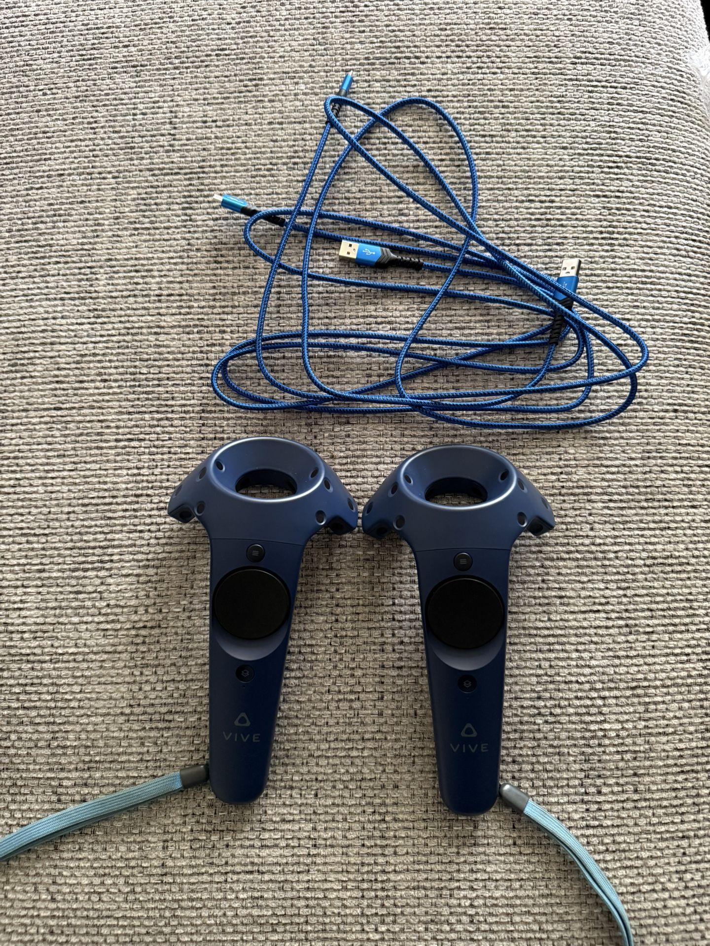 HTC VIVE PRO 2 Controllers for Sale in Sanford, FL - OfferUp