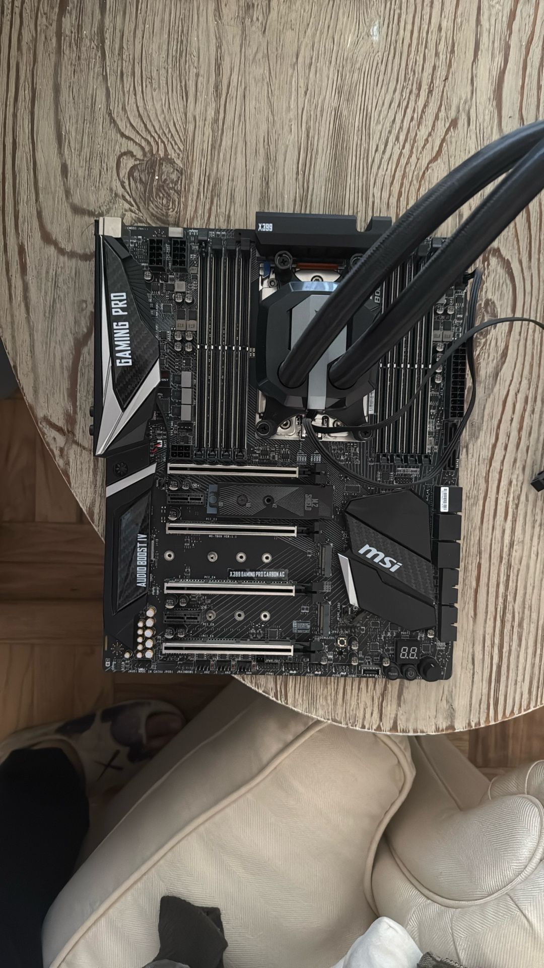 Msi Gaming Pro Motherboard With Ryzen Threadripper 1950x for Sale in ...