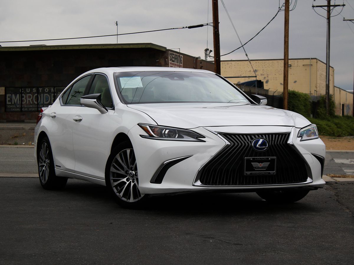 2019 Lexus ES 300h for Sale in Grand Terrace, CA - OfferUp