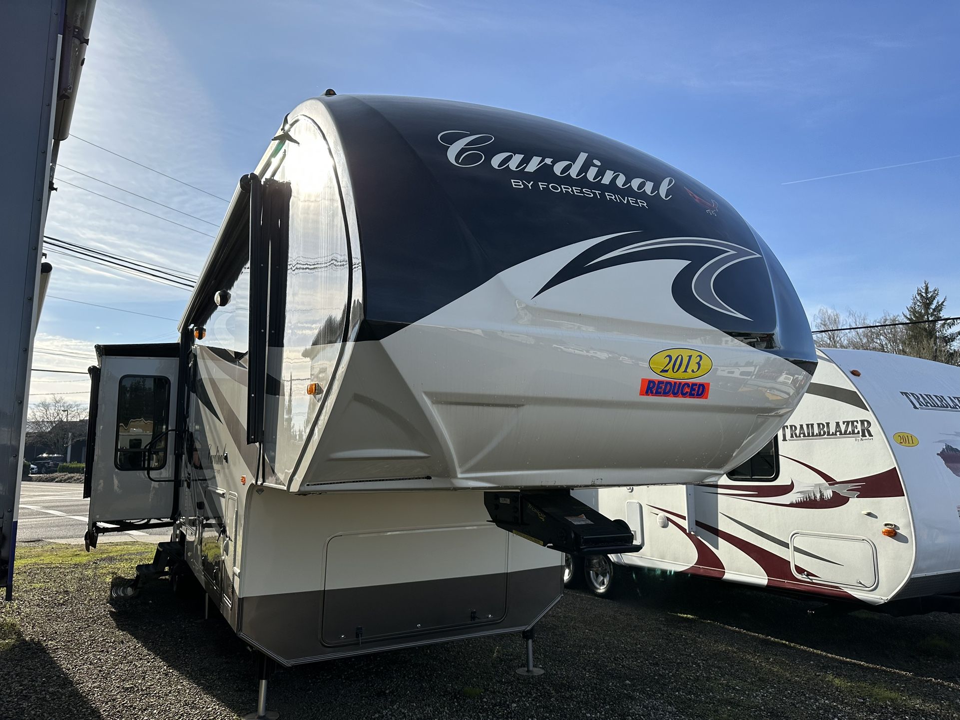 2013 Forest River Cardinal 3850RL With 3 Slide Outs! for Sale in ...